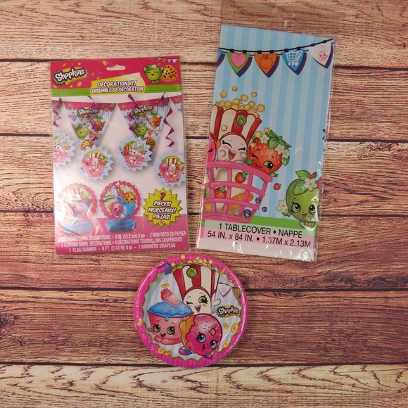 Shopkins | Party Supplies | Shopkins Party Decorating Kit Plates ...